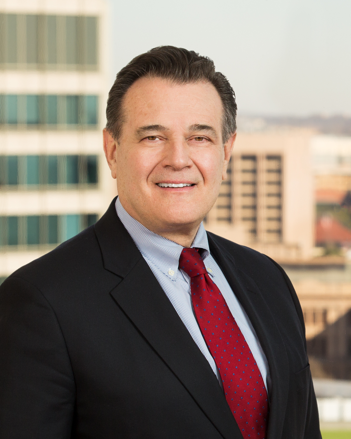 Cliff Ernst | Alumni & Giving | Texas Law